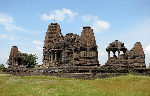 Cholas and Other South Indian Kingdoms - Medieval India History Notes