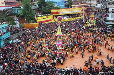 Behdienkhlam festival - Art and Culture Notes