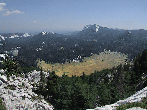 Groundwater Erosional Landforms (Karst Topography) - Sinkholes, Doline ...