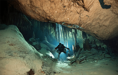 Groundwater Depositional Landforms - Stalactites, Stalagmites, Pillars ...